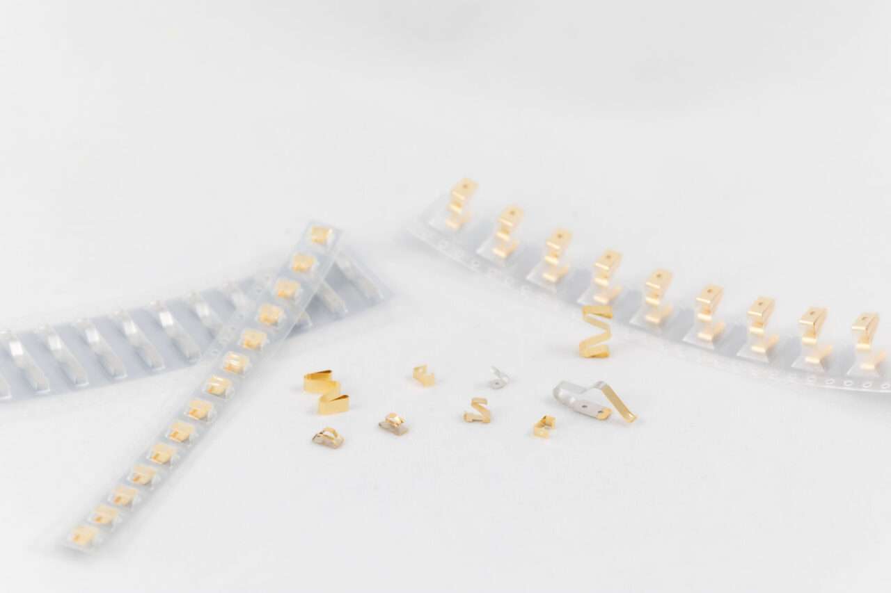 SMD Spring Contacts - Compelma